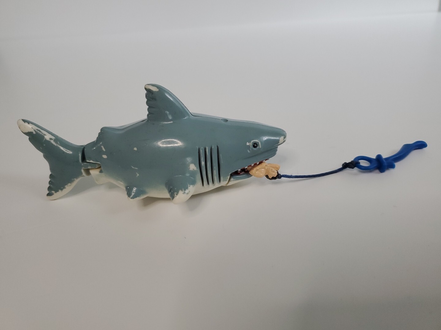 Vintage Jaws Hungry Shark Eating Swimmer Pull Cord String Toy Keychain ...