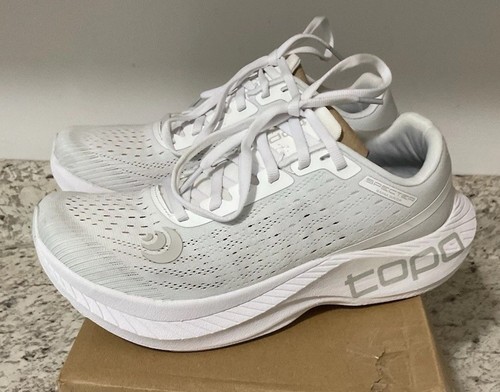 TOPO Specter Women’s Size 8 White Gray Running Athletic Sneakers | eBay