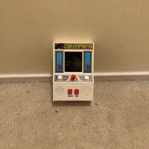 VINTAGE 1981 ATARI CENTIPEDE HAND HELD MINI ARCADE VIDEO GAME WORKS 100 ...