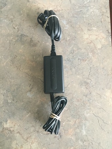 Sony AC Power Adapter Model AC-LS1A 100-240V 50/60Hz 11W 2A | eBay