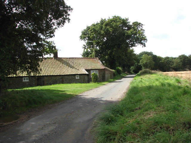 Photo 6x4 West on Plumstead Road past Mill Farm Plumstead Green/TG1234 ...