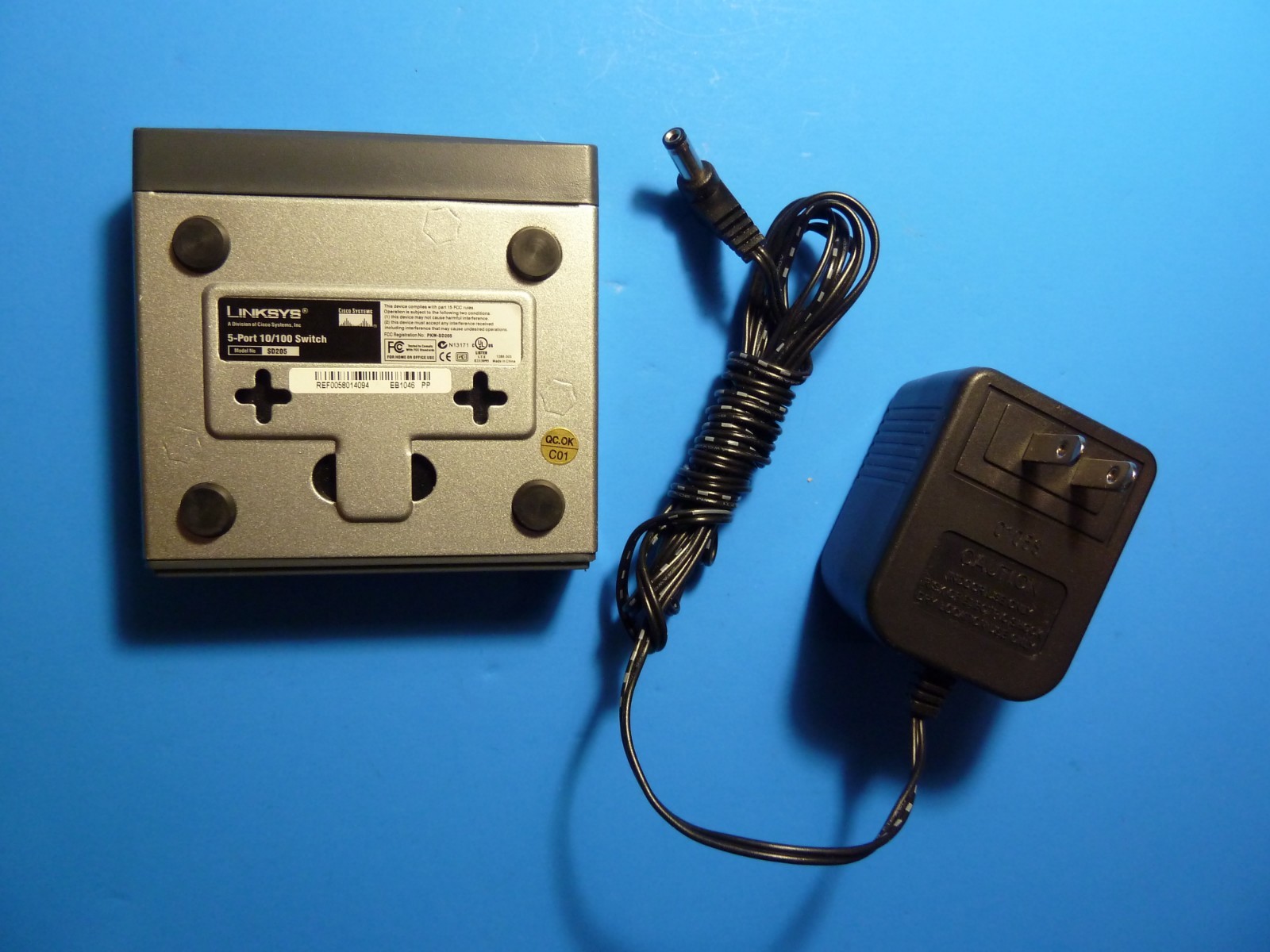 Cisco Linksys 5-Port 10/100 Switch Ethernet Network SD205 | eBay