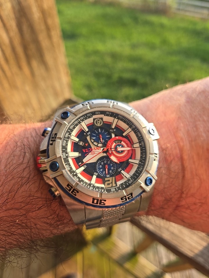 Large Captain America Invicta Watch Hardly Ever Worn With Boxand Paper ...