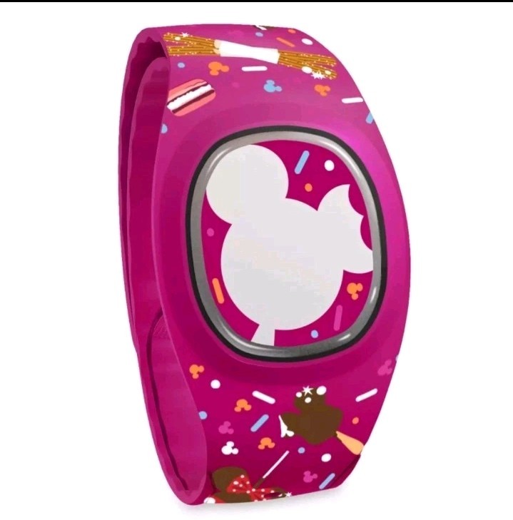 NEW Disney Parks Magic Band Plus + Mickey Mouse Food Treats Snacks Pink ...