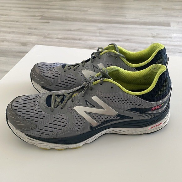 New Balance Men's Size 12 M880 Gg6 Ankle High Running Shoe Gray Yellow ...