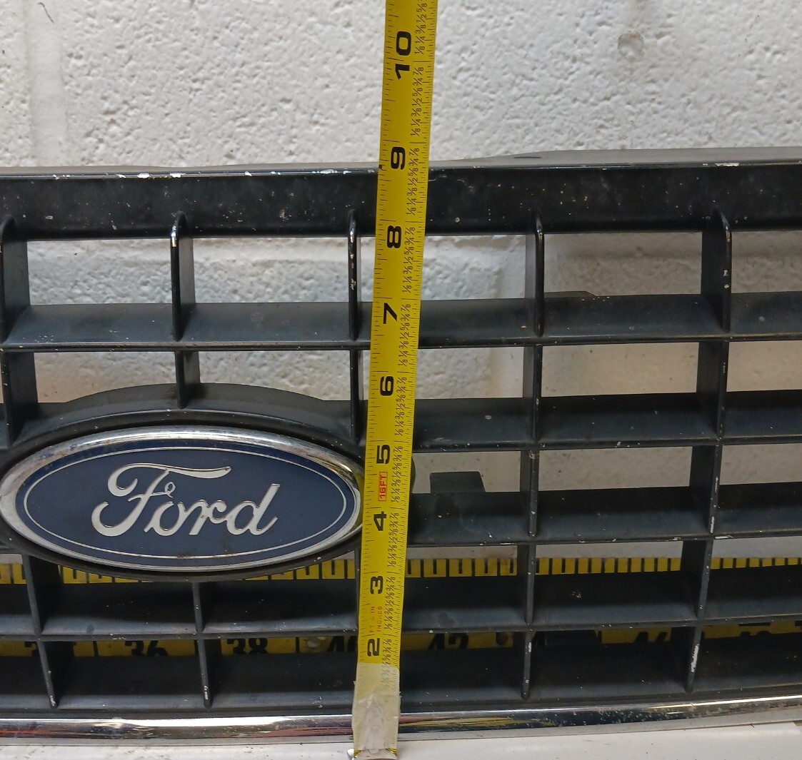 Used Pro Fortune Black Grille FDG080 2002-2005 Ford Explorer (G343) | eBay