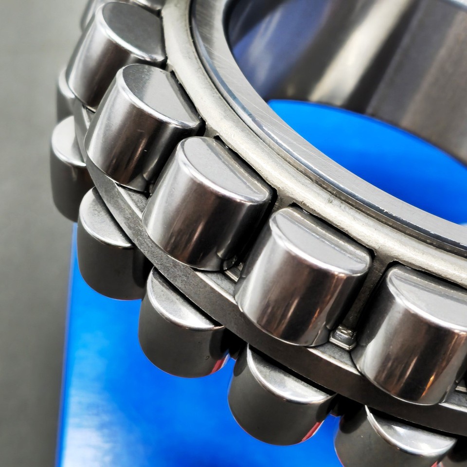 NEW 22218 EK / C3 for SKF Spherical Roller Bearing | eBay