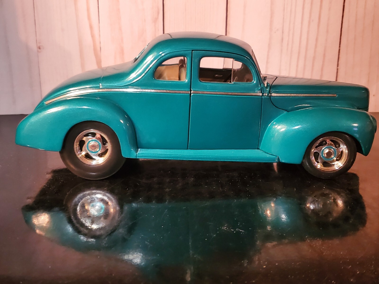 Ertl American Muscle 1940 Ford Coupe Street Rods 1:18 Scale Diecast ...