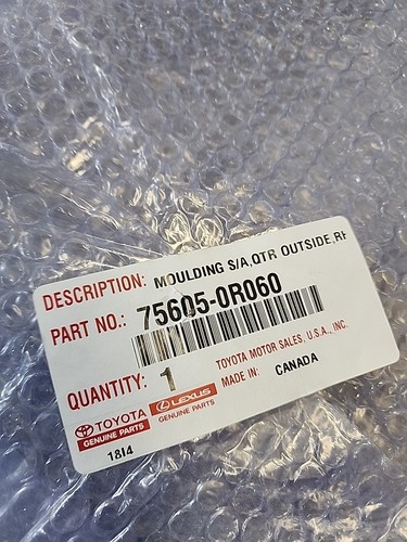 2016 - 2018 Toyota RAV4 Right Rear Wheel Opening Molding OEM 75605 ...