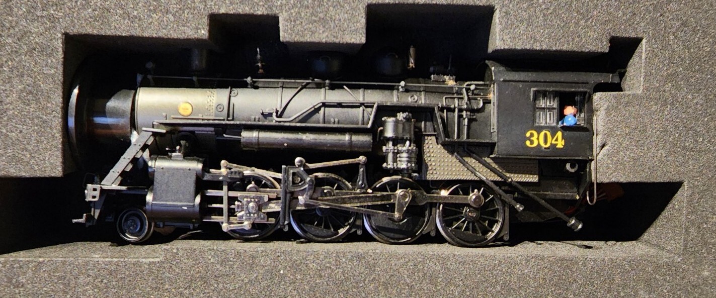 Bachmann Spectrum HO Baldwin 2-8-0 Consolidation Steam Loco Clinchfield ...