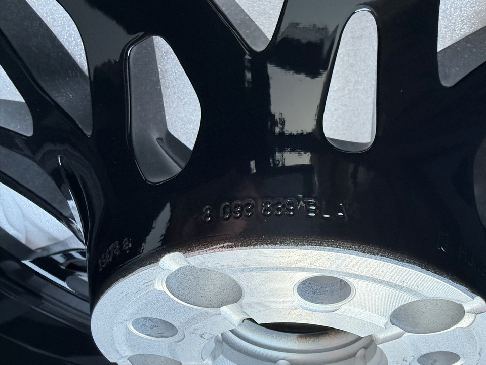 FOUR BRAND NEW OEM BMW G80 M3 G82 G83 M4 Black W/ Polished Face 826M ...