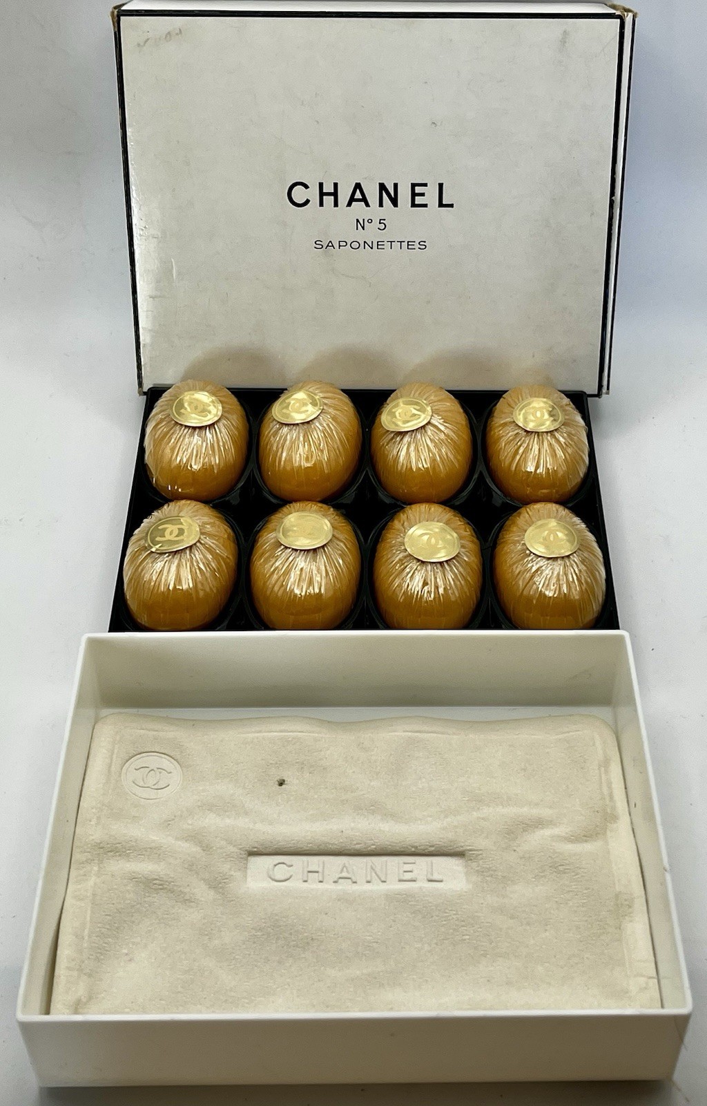 Set 8 Chanel No 5 Saponettes 1 oz x8 Egg Shaped Guest Soap Travel Bars ...