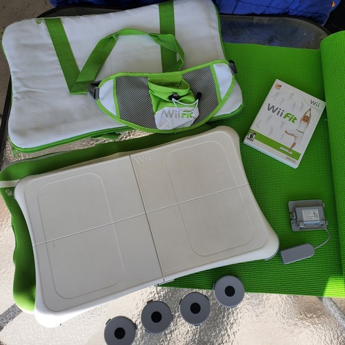 Wii Fit Game Bundle / Balance Board Yoga Mat and Case nintendo + 2 ...