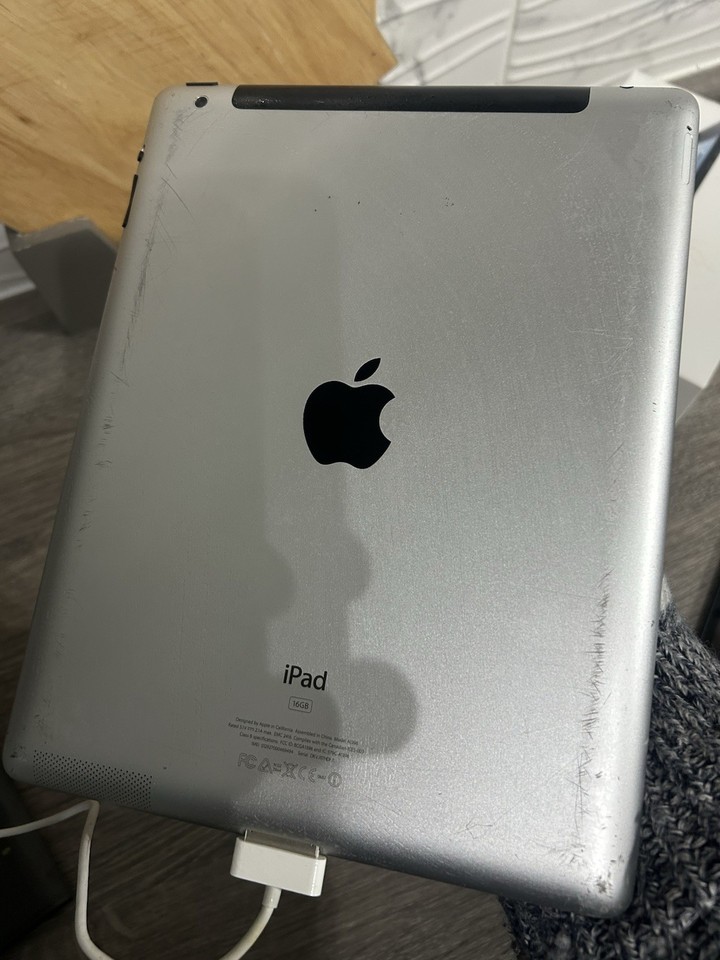 iPad 2nd Generation Good Working Order Old But Used Condition | eBay UK