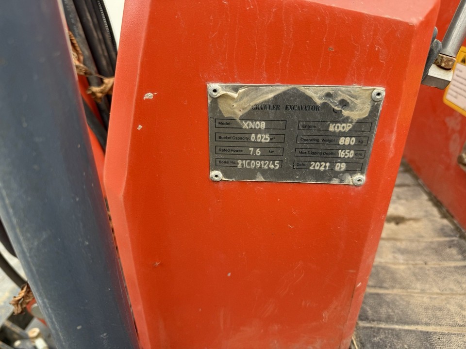 Mini Digger XN108 Crawler 2023 Model 1 Ton ; With Spade And Dual ...