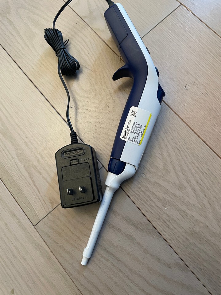 Rainin E4 XLS single channel pipet electronic 30-300 ul 300 charger ...
