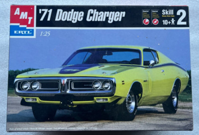 AMT Ertl 30053 1/25 Scale '71 Dodge Charger Plastic Model Kit - Model ...