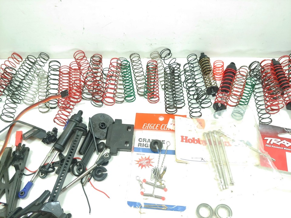 *HUGE LOT* of Traxxas Slash 2wd / 4x4 Series Parts! Shocks Springs ...