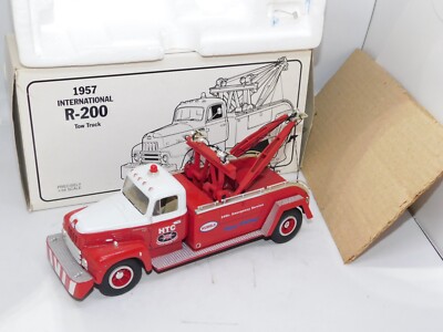 First Gear 1957 International R-200 Tow Truck 18-1677 | eBay