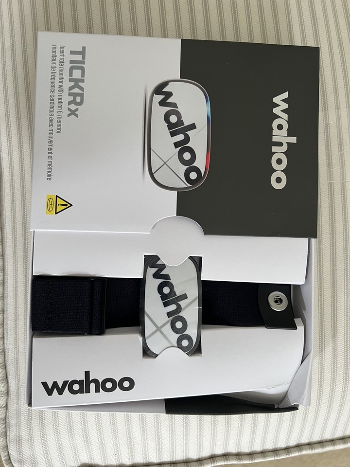 Wahoo TICKR Heart Rate Monitor Chest Strap Bluetooth, ANT+, One Size ...