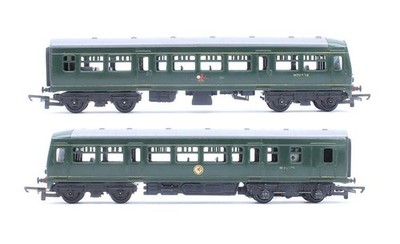 TRIANG 'OO' GAUGE 2-CAR BR GREEN CLASS 101 DMU LOCOMOTIVE | eBay UK
