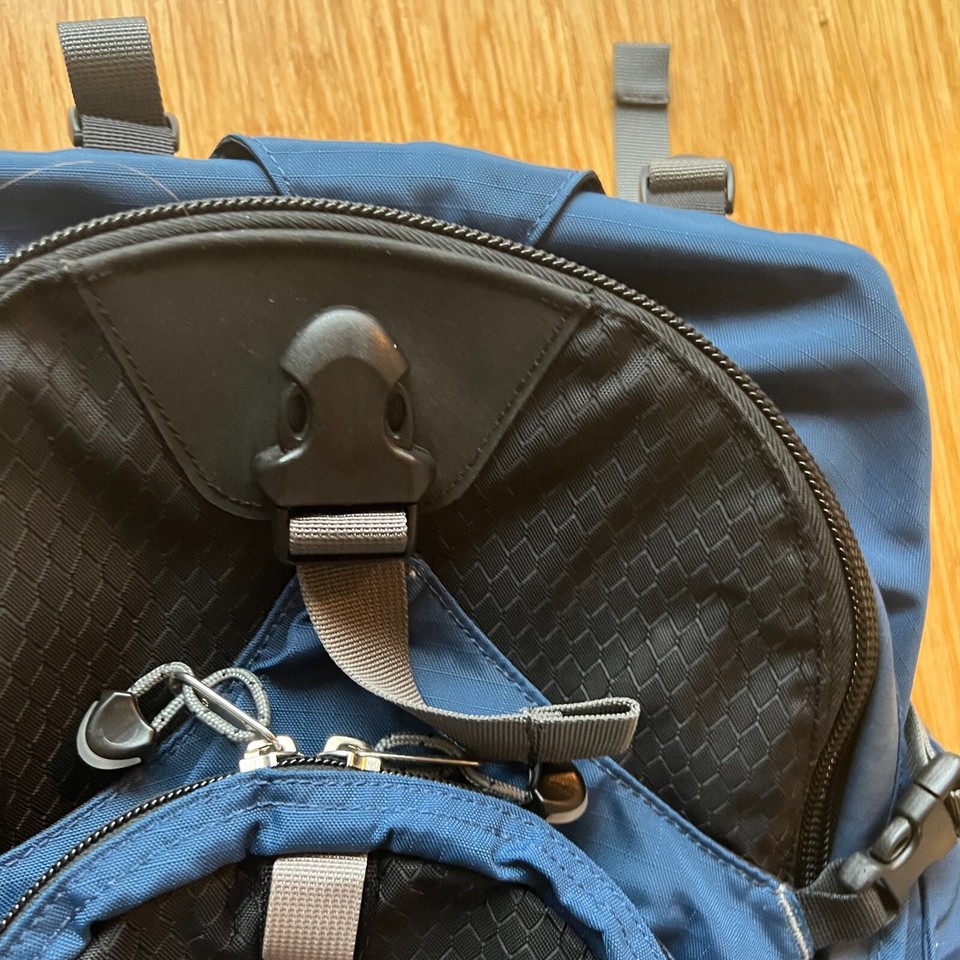 REI Alpine Medium Backpack Internal Frame 35 Blue Hiking Camping 35w | eBay