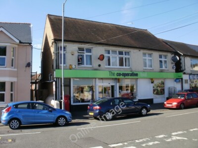 Photo 6x4 Rogerstone Post Office, Newport Risca Rogerstone Post Office ...