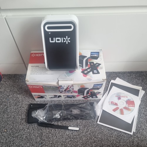 Ion Slides 2 PC 35mm Slide & Film Scanner Black Boxed. Complete ...