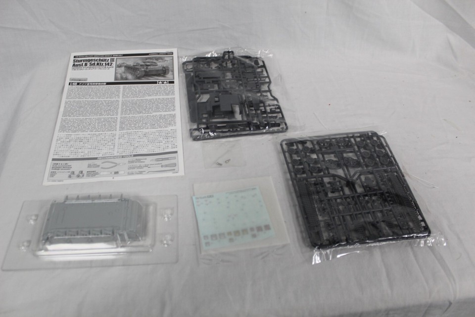 Tamiya #32507*1600 Sturmgeschutz III Ausf.B (sd.kfz.142) 1:48 Scale ...