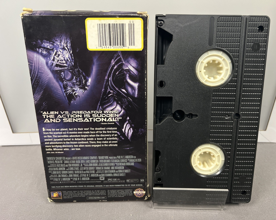 AVP: Alien Vs. Predator 2004 VHS Vintage Sci Fi Action Horror Lance ...