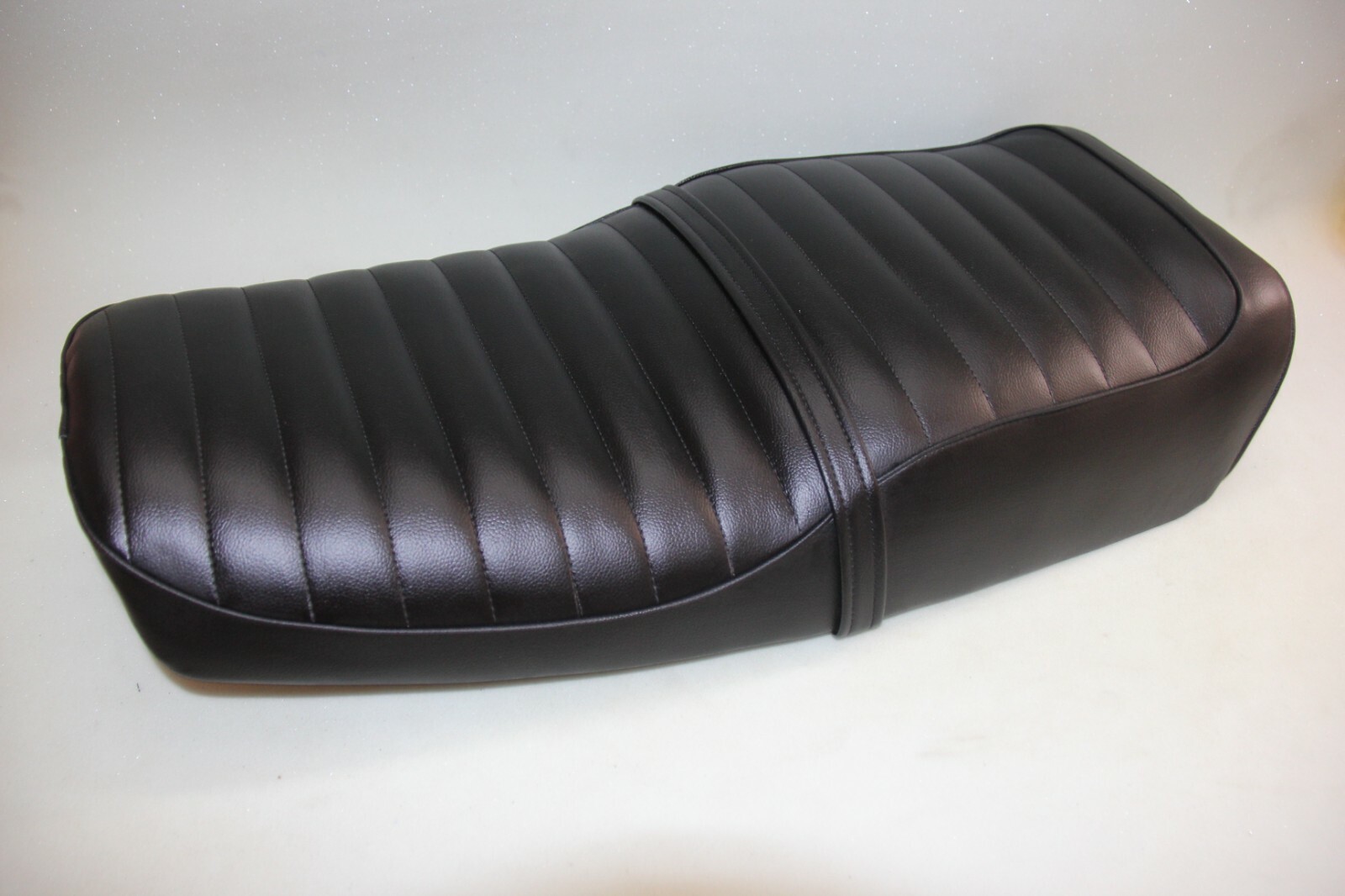 Suzuki GS1000 GS850 G 1982-1983 classic style motorcycle seat CODE ...