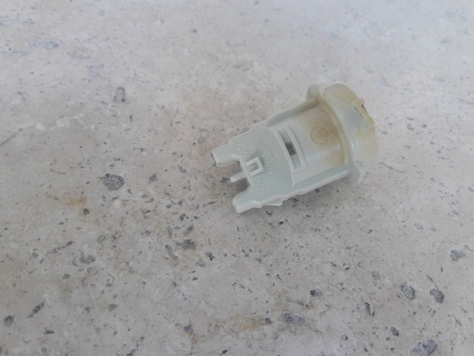 5303319561 Frigidaire Microwave Lamp socket 5304461117 | eBay