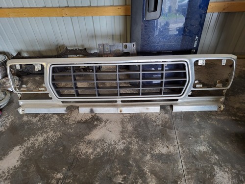 1978 1979 Ford Bronco F-150 F-250 F-350 Front Grill Local Pickup Only ...