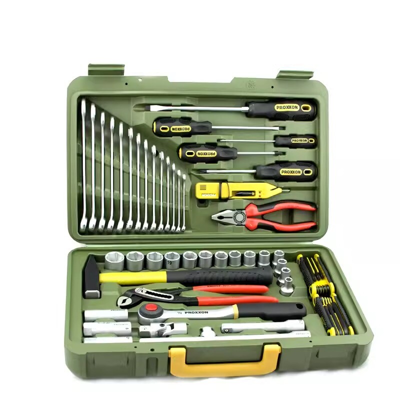 Car Repair Kit Repair Socket Ratchet Wrench with Vehicle Tool Kit ...