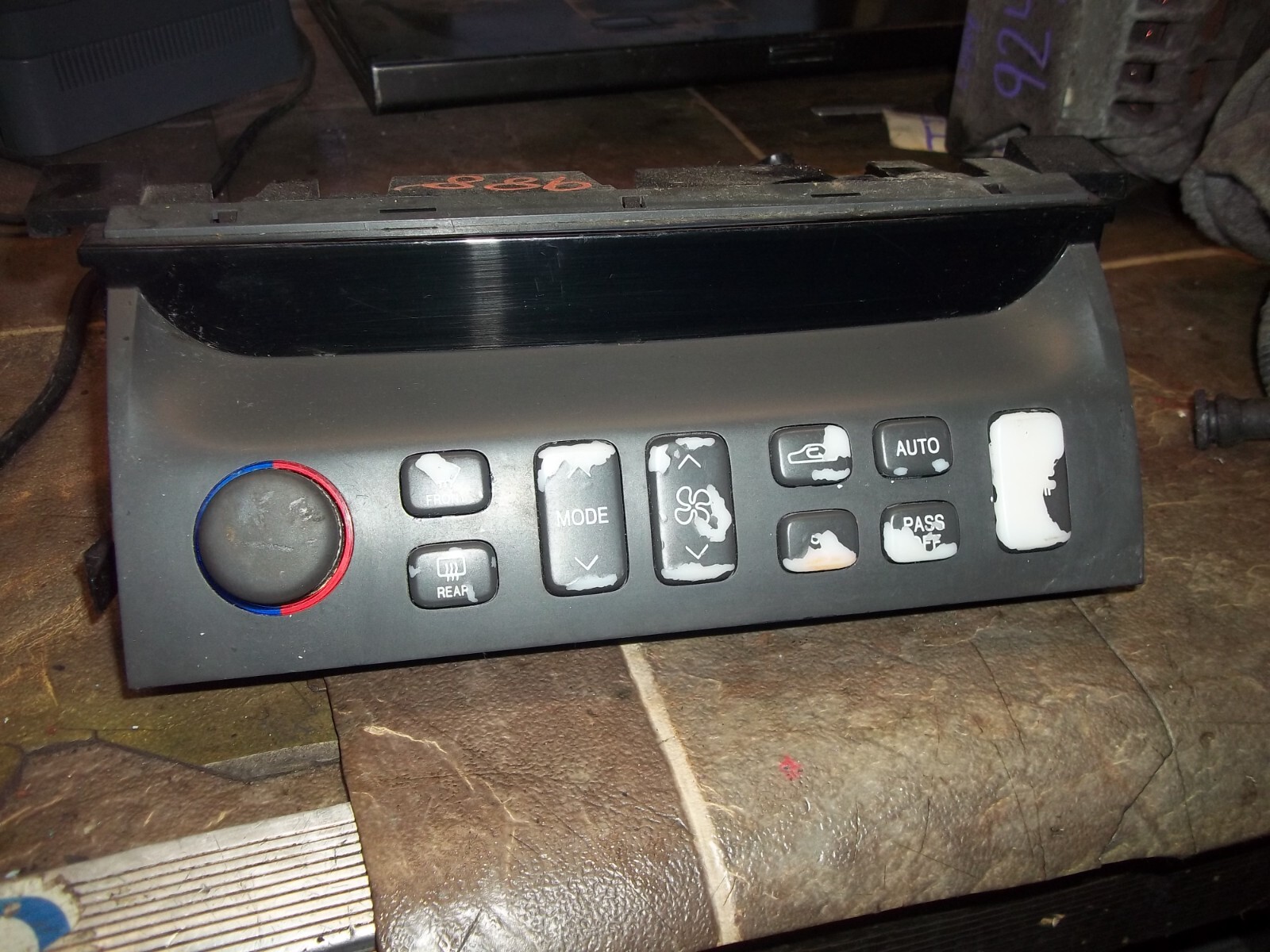 2000-2005 CADILLAC DEVILLE Heater A/C Air Temperature Climate Control ...