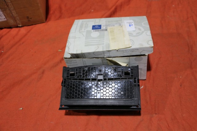 MERCEDES S Class W221 Cup Holder Storage Tray A2216802650 for sale ...