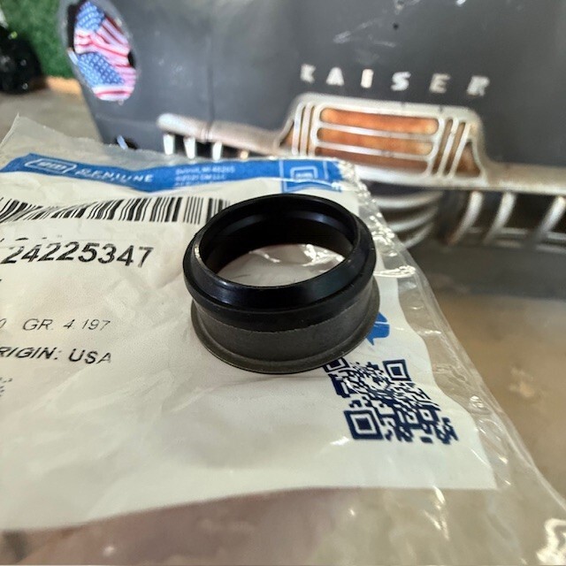 (1) GENUINE PARTS 24225347 Transmission Filter Seal | eBay