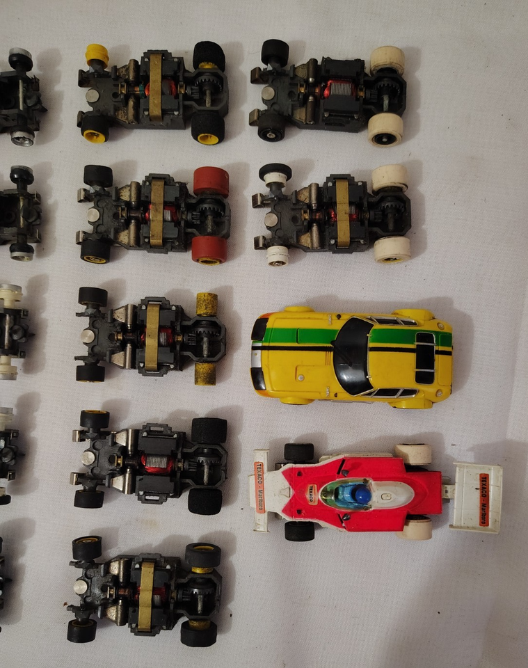 Vintage Mixed Lot of AFX & G-Plus Slot Cars~21 Chassis-18 Bodies~Plus ...