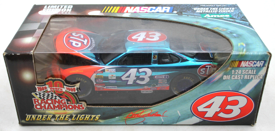 Richard Petty The King NASCAR #43 STP Diecast Collection 1/24 Diecast ...