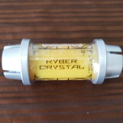 Kyber Crystal Yellow Lightsaber Holocron Disney Star Wars Galaxy's Edge ...