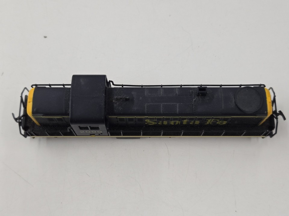 Vintage AHM HO Scale Alco RS2 Diesel Engine Santa Fe. Untested | eBay