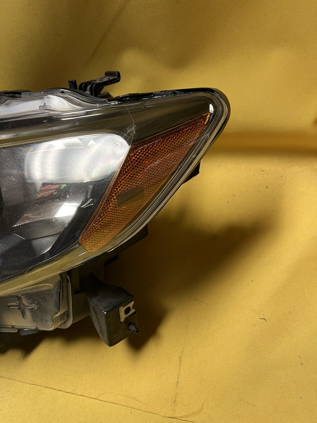 2017-2018 NISSAN ROGUE LEFT LH DRIVER Headlight Halogen DRL 26060-6FL0A ...