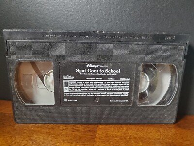 Spot Goes to School (VHS 2000, Adventures with Spot) Walt Disney ...