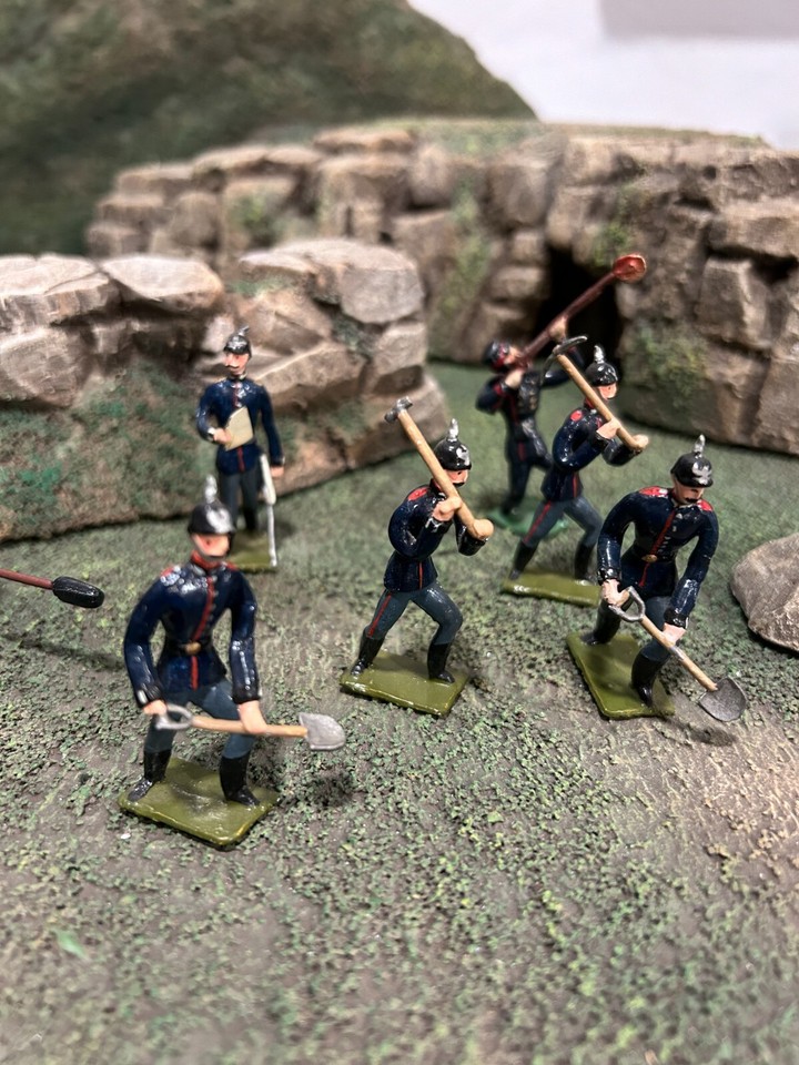 Heyde toy soldiers Austrian Army Trench Team 10 soldiers RARE | eBay