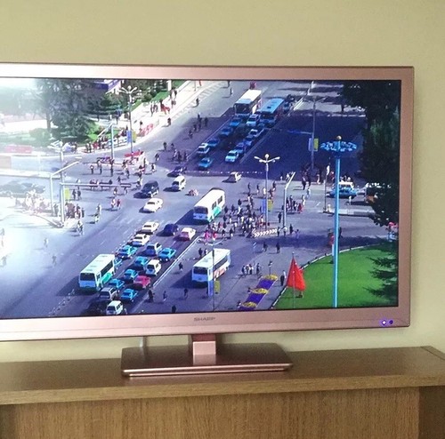 Sharp LC-24DHF4011KR 24in HD Ready TV with Built-in DVD Player - Rose ...
