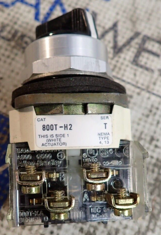 Allen Bradley 800T-H2 Series T NEMA Type 4, 13 Two Position Maintained ...