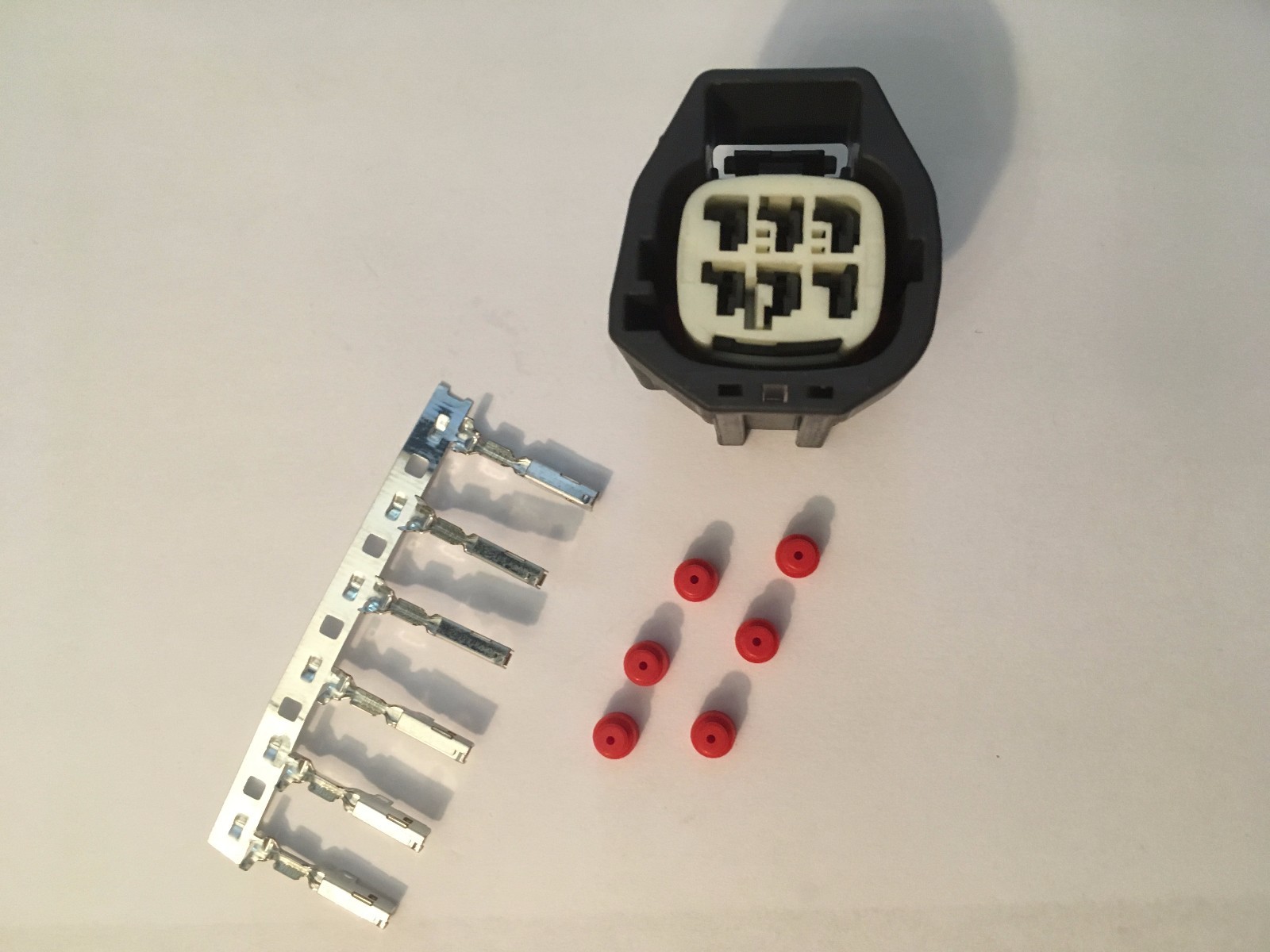 NEW OEM Original Connector, terminals and seals for Ford