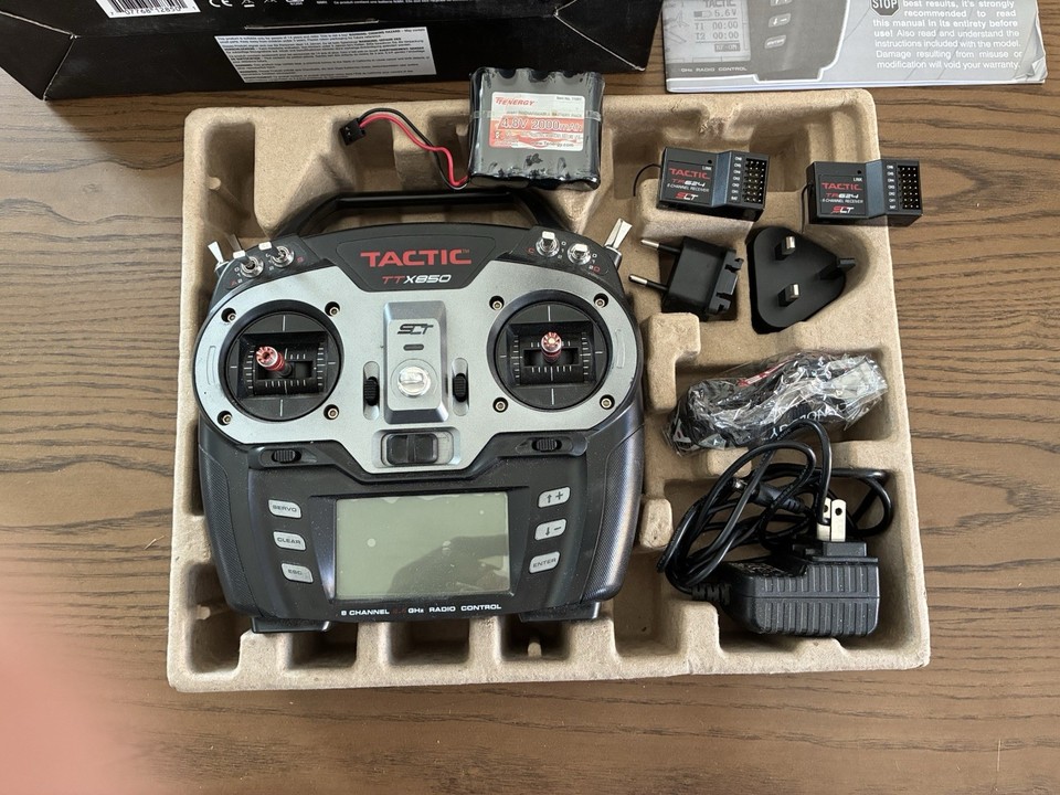 Tactic TTX850 2.4GHz 8-Channel R/C Transmitter With 2 Tr624 Receivers ...
