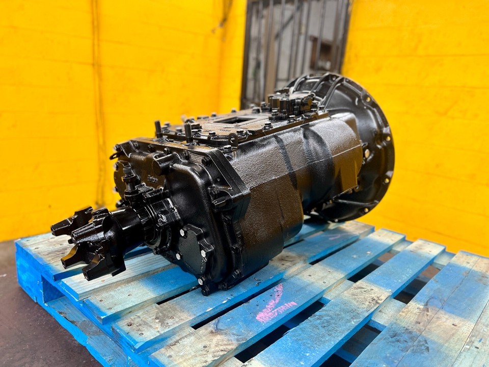 Eaton Fuller FROF-15210C Transmission, 10 Speed w/ Overdrive | Watch ...