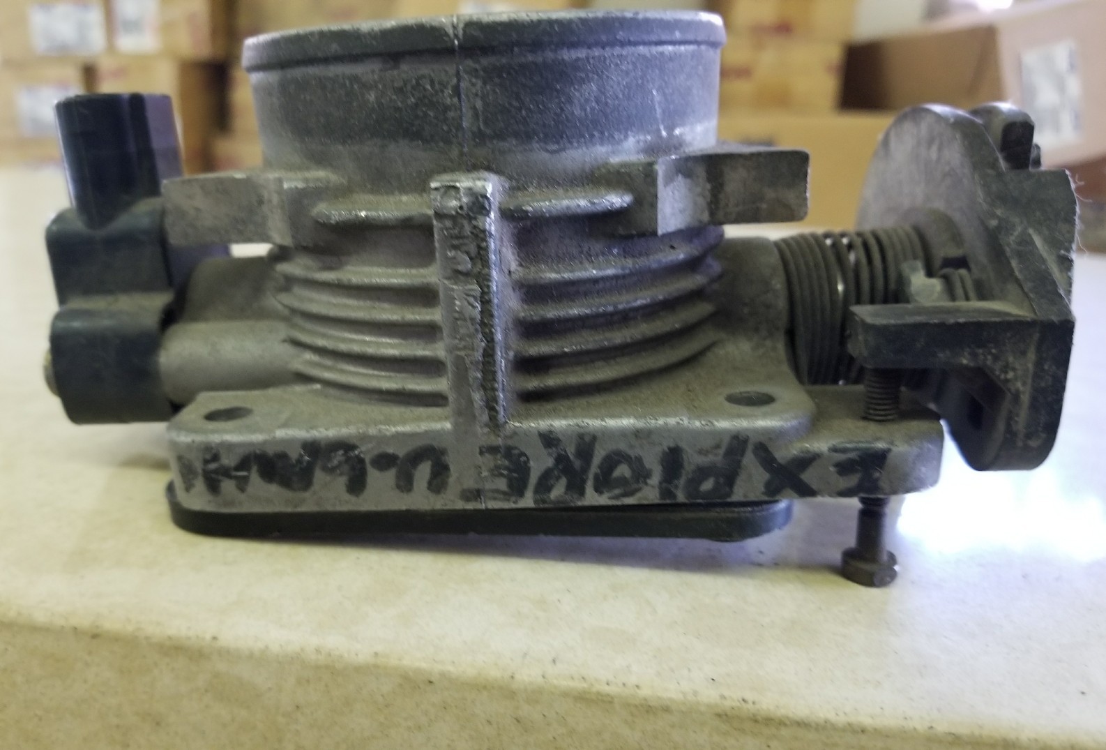 2002 03 04 05 FORD EXPLORER OEM THROTTLE BODY INTAKE F4SF 98989 | eBay